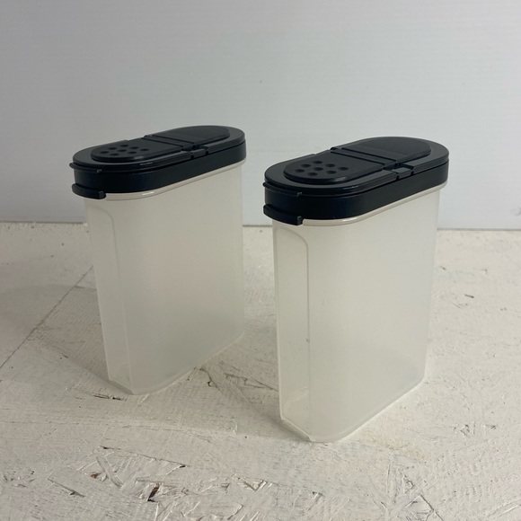 Tupperware | Kitchen | Tupperware Modular Mates Large Spice Shakers Set ...